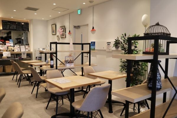 【閉店】金山でランチ！「MARI CAFE（マリカフェ）」の自家製チキンカレー | リビング名古屋Web