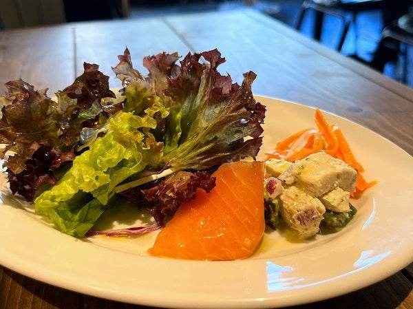 【芝公園】RINGO DINING（リンゴダイニング）で愛犬とオシャレ美味しいランチ！ | リビング東京Web