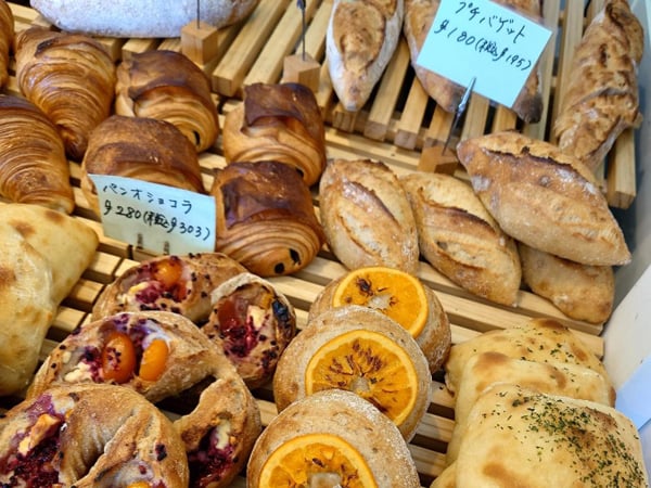 毎日食べたくなる！荒井駅前のパン屋「THE BREAD BAR」 | リビング仙台Web
