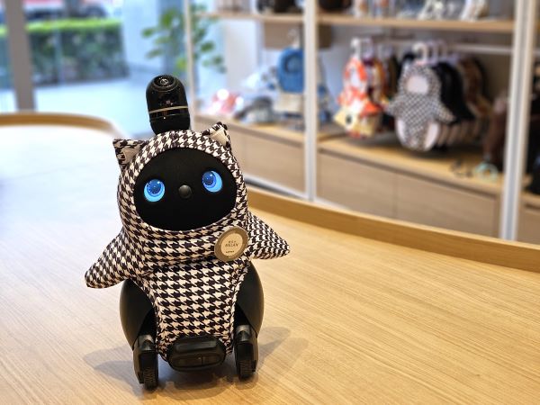 【東京丸の内】4/1オープン！「LOVOT（らぼっと） ストア 丸ビル店」 | リビング東京Web