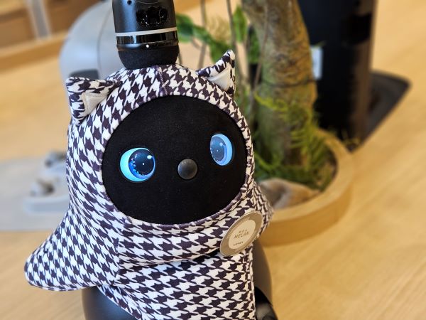 【東京丸の内】4/1オープン！「LOVOT（らぼっと） ストア 丸ビル店」 | リビング東京Web