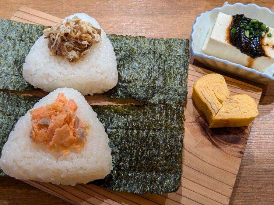 【天神】新米到来！『おむすび』が熱い！米も具材も絶品のワンコインランチ｜居酒屋 | リビングふくおか・北九州Web