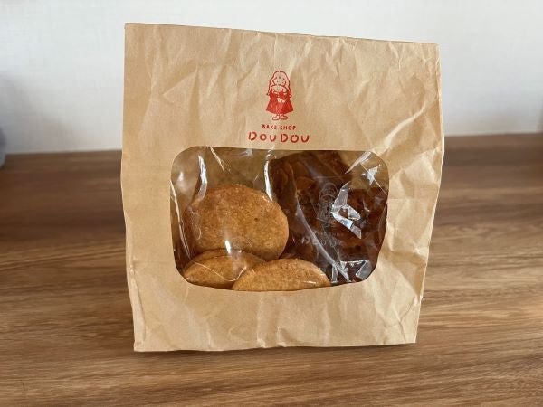 【高槻】小さなお菓子がかわいい「BAKE SHOP DOUDOU（ベイクショップ ドュードュー）」 | リビング北摂Web