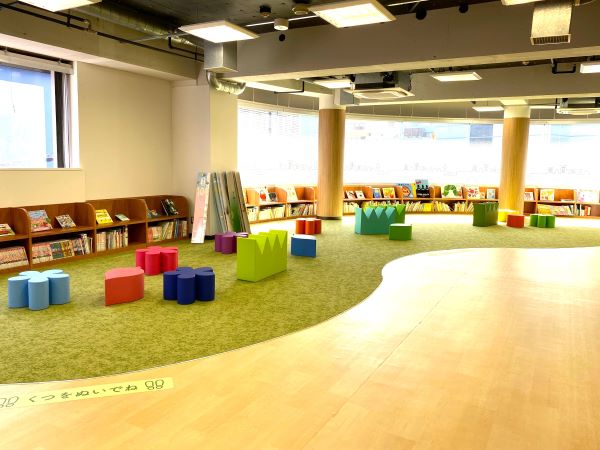 柏駅から徒歩3分、TeToTe（てとて）4階に子どものための「本の広場」がオープン | リビングかしわWeb