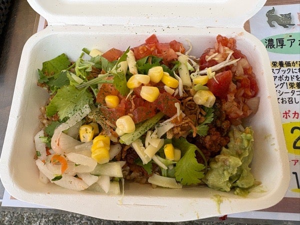 食べたらスマイル！！キッチンカー『スマイルデリ（SmileDeli）』 | リビング東京Web